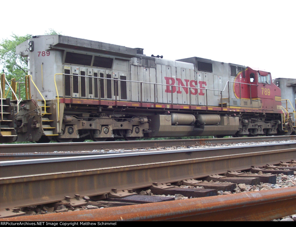 BNSF 789